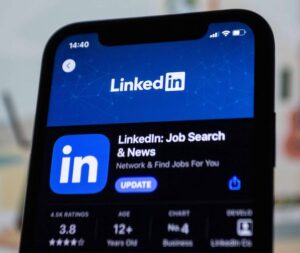 LinkedIn Alternatives For Startup Founders | GrowthMentor